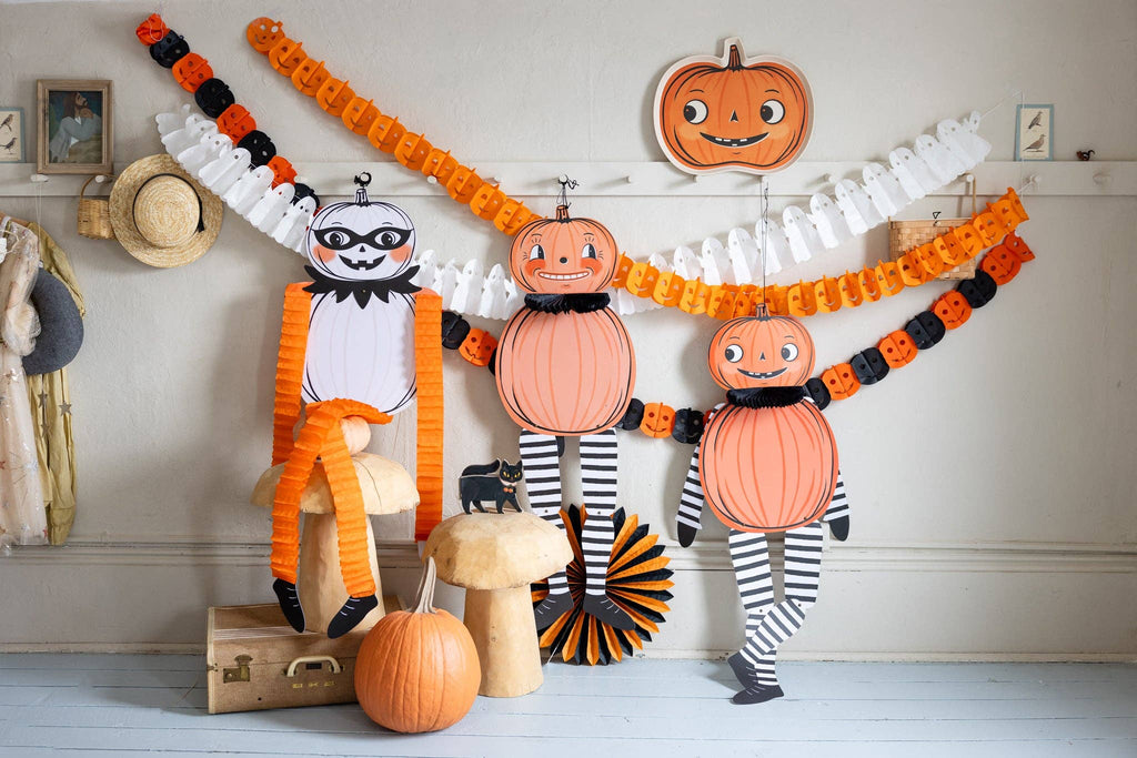 Halloween Hanging Characters – The View Cafe & Gifts